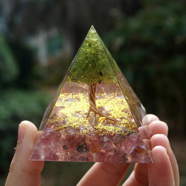 Orgonite Crystal Pyramid - Benefits of Orgone Resin - Cosless
